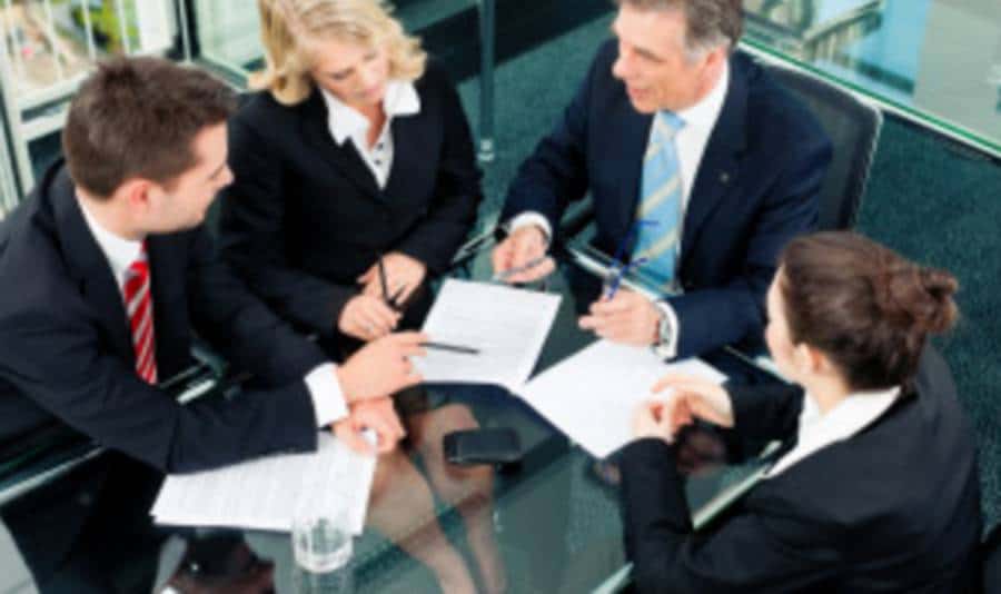 Whispering Interpreting: The Informal Language Interpretation